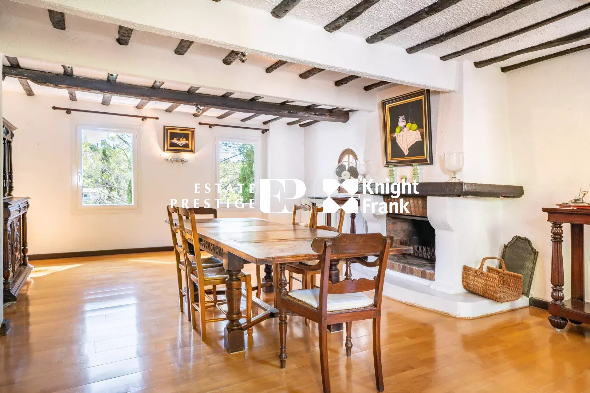 GRASSE : A Traditional Bastide with 5 bedrooms and a guest house ...