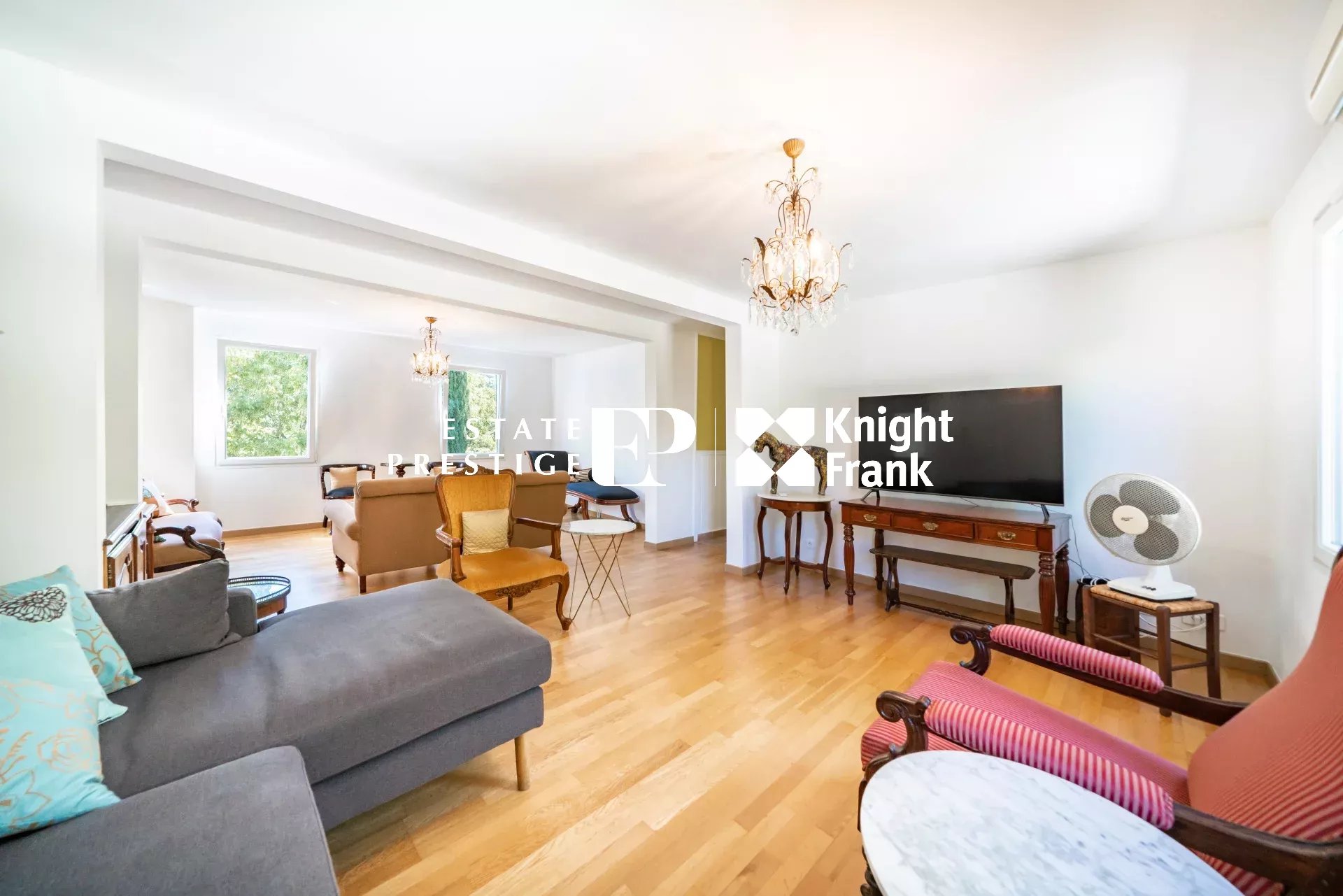 GRASSE : A Traditional Bastide with 5 bedrooms and a guest house ...